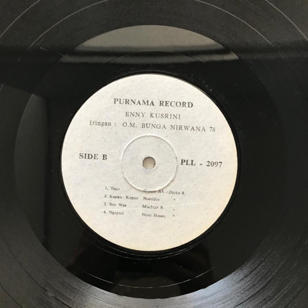 Enny Kusrini - O.M. Bunga Nirwana 78 - LP Vinyl Piringan Hitam PH